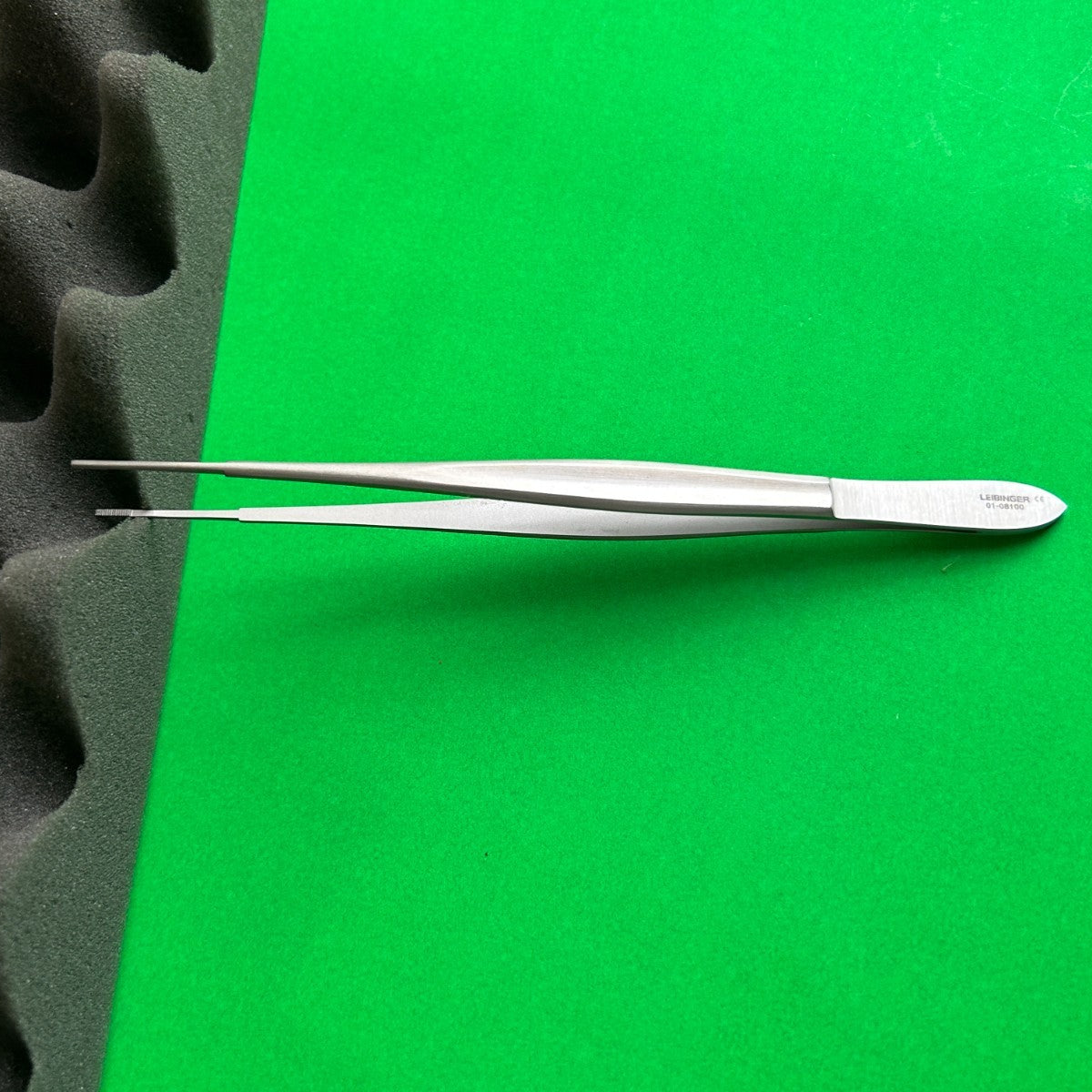 Leibinger 01-08100 Plate Holding Forceps 7" – AMED CAPITAL