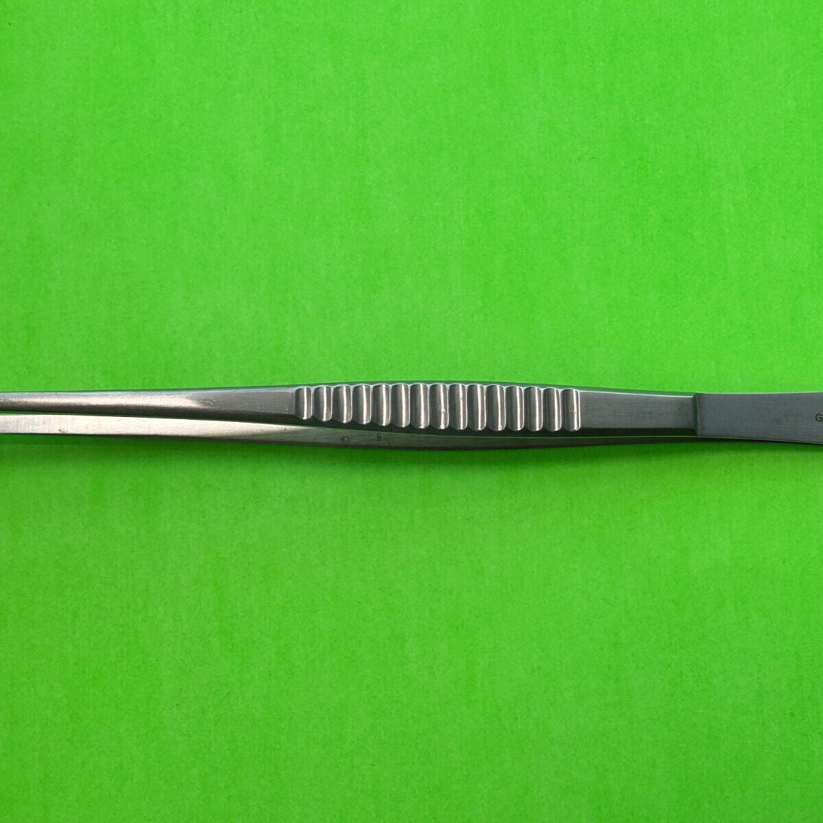 Pilling 8.25" 1 x 2 Teeth Thumb Tissue Forceps – AMED CAPITAL